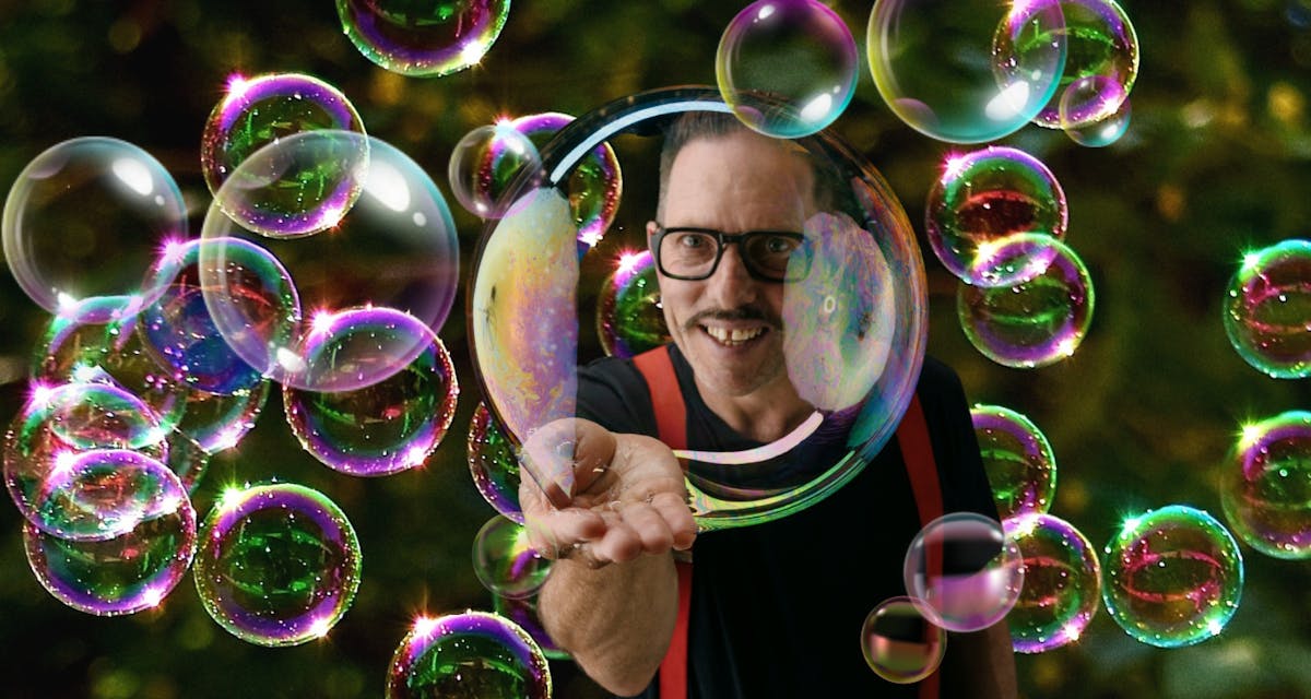 Dr Hubble's Bubbles - Swan Hill | The Murray River - River Country